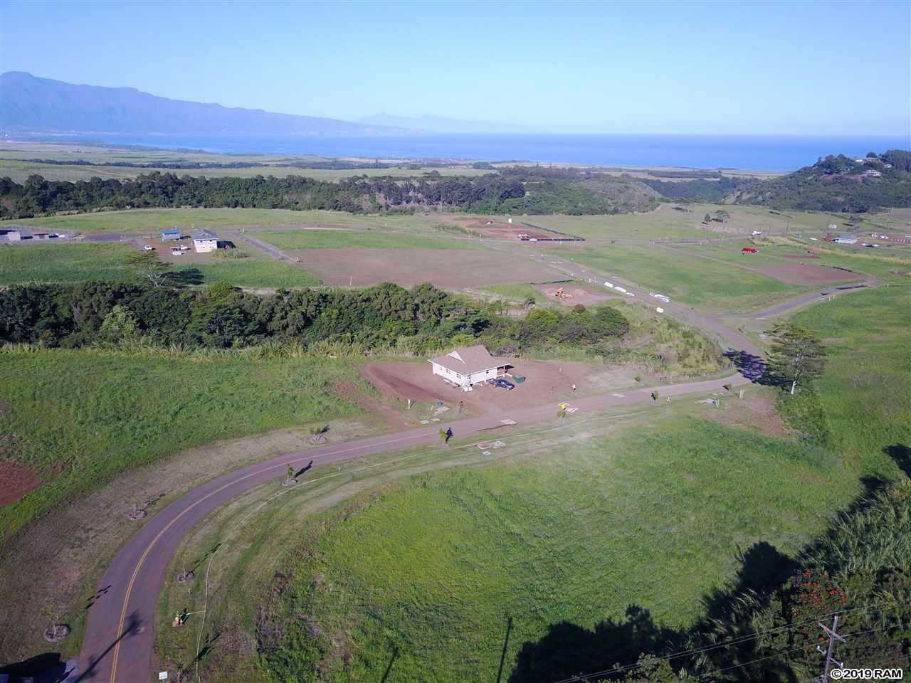 100 Hekuawa St B, Haiku, Hi 96708-7009 - Haiku Town