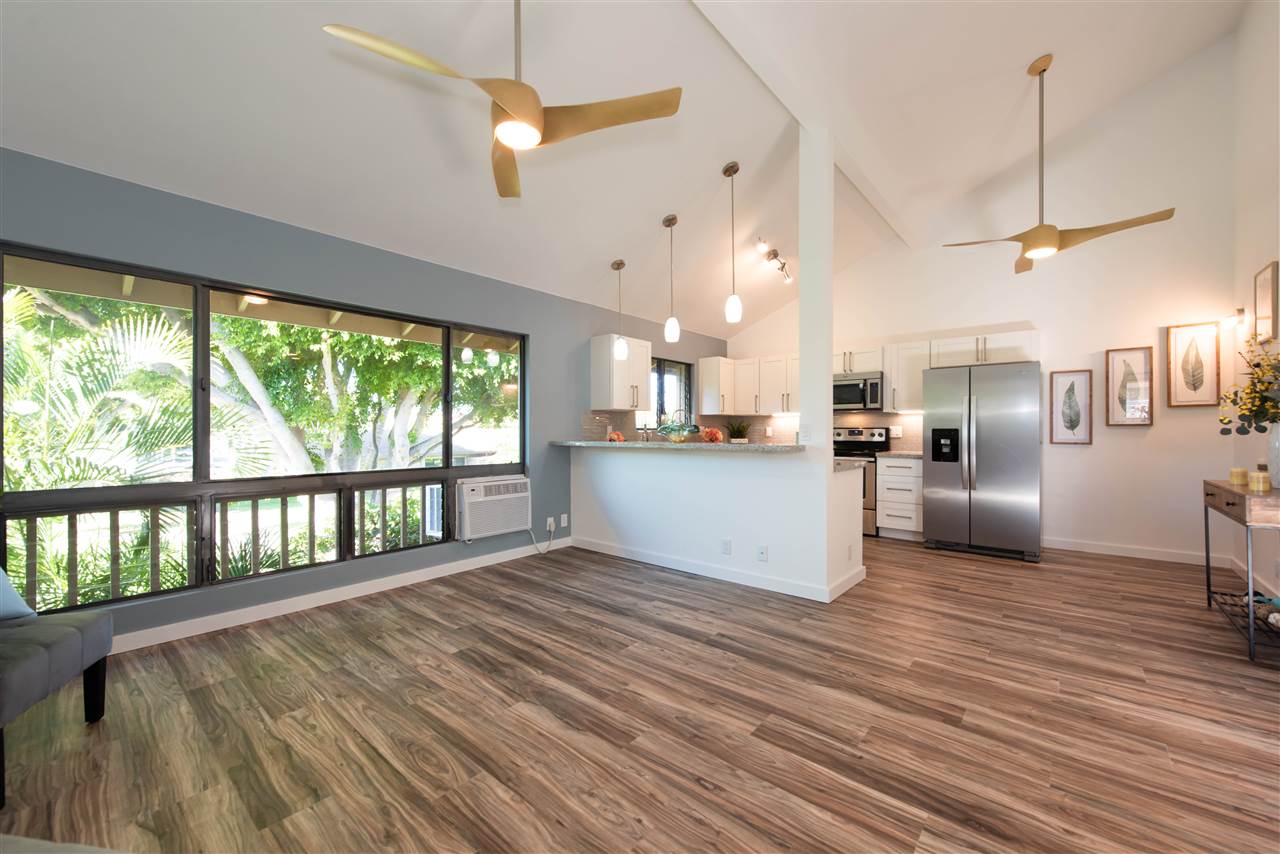 Haleakala Gardens #12E, 15 KULANIHAKOI St, Kihei | Kalepolepo condo Sold
