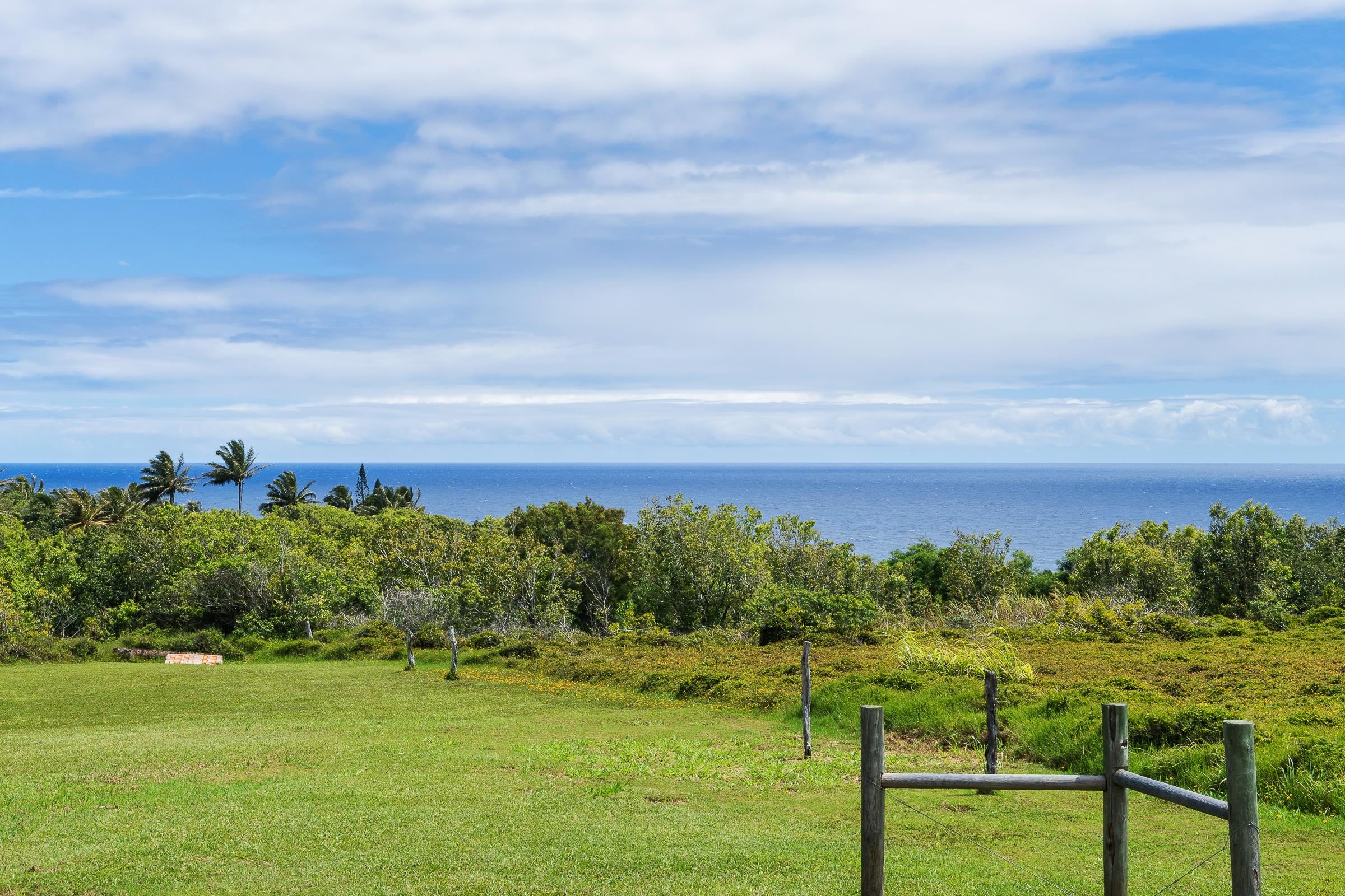 434 Hoolawa Rd , Haiku - house for sale Huelo | Haiku