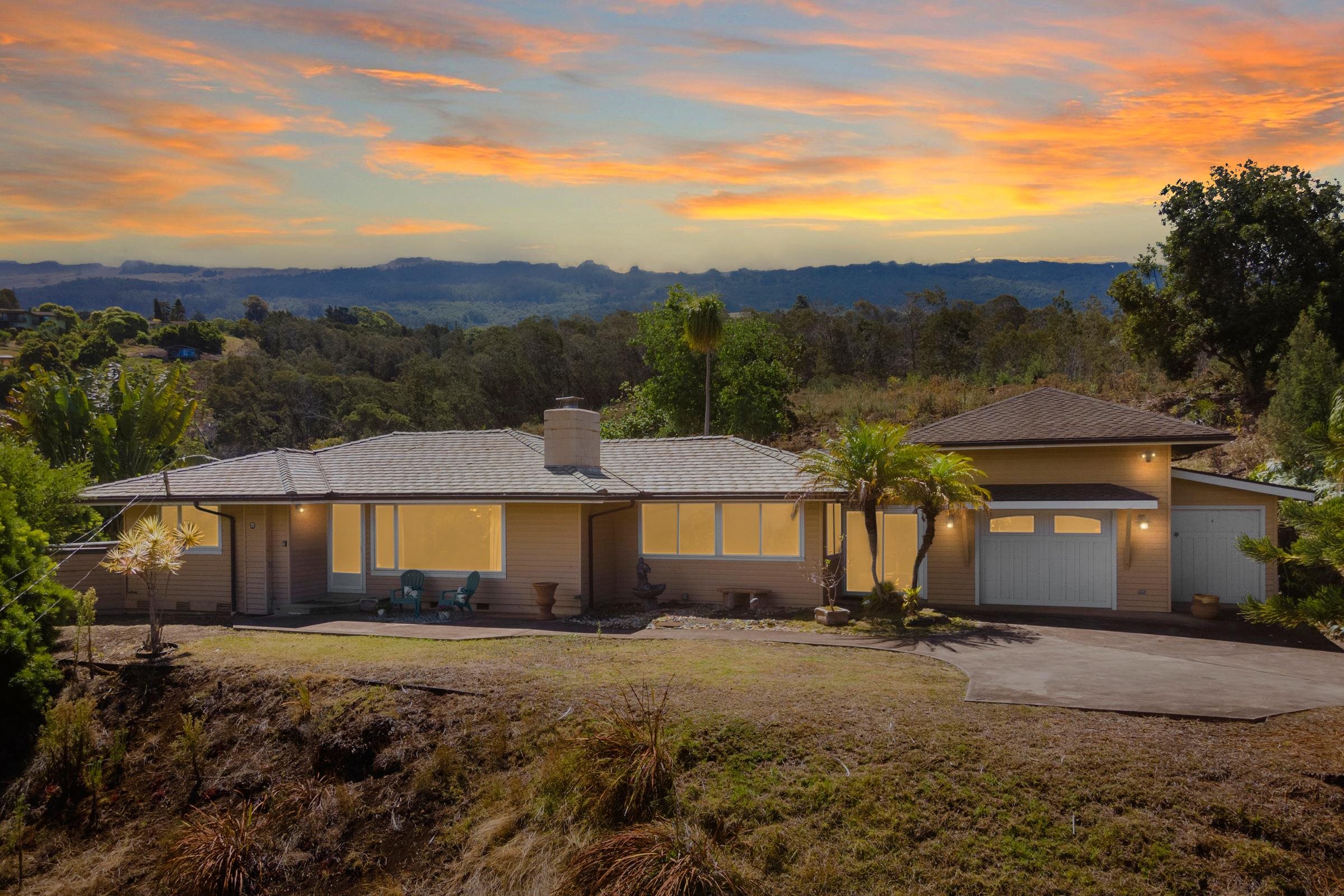 5705 Lower Kula Rd , Kula, Hi 96790 | Rice Park