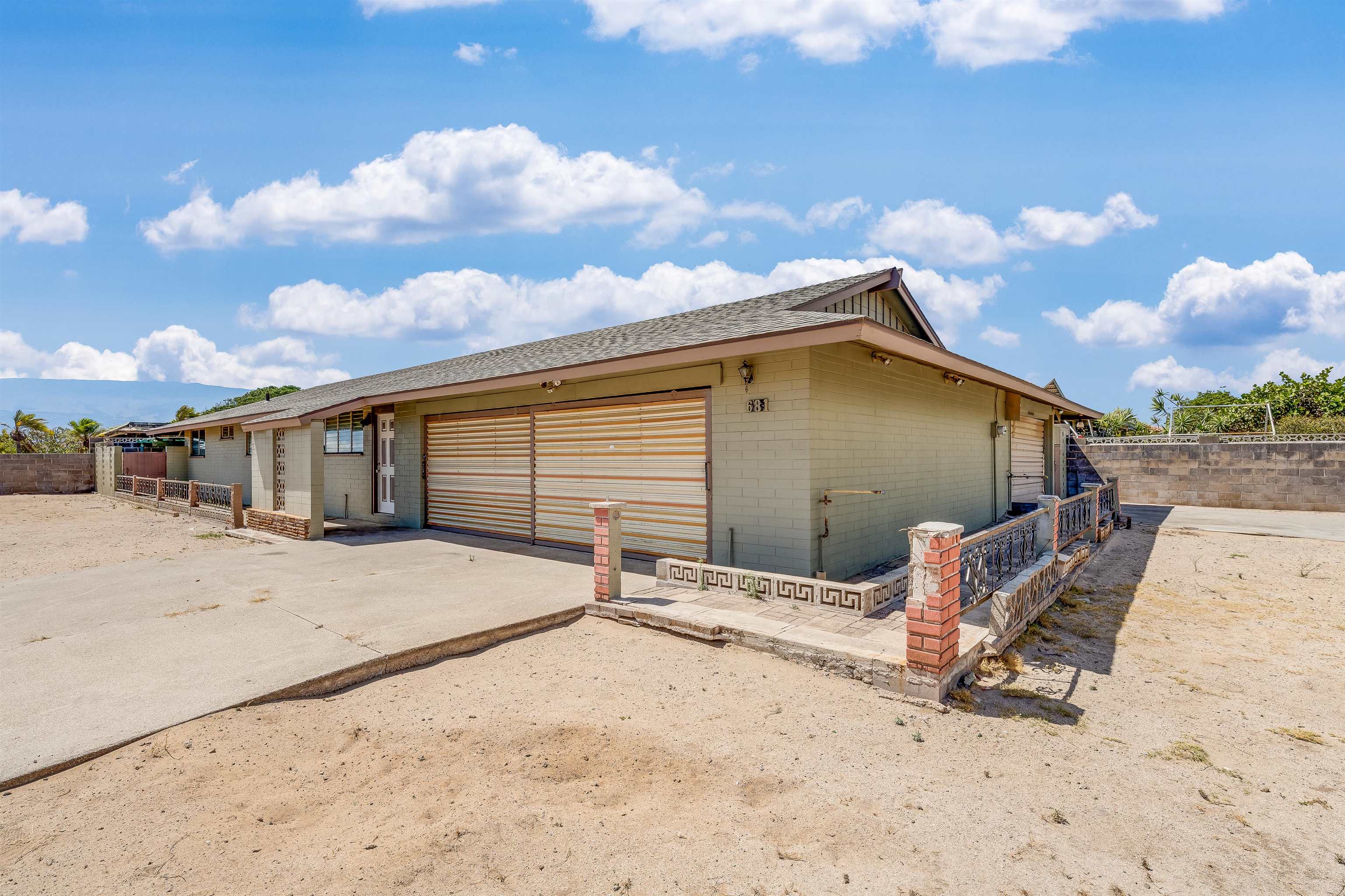 681 Molokai Akau St , Kahului, Hi 96732